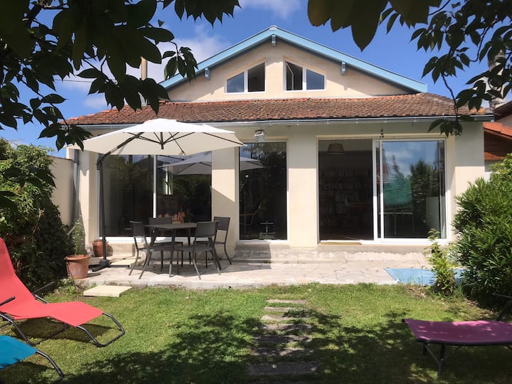 ÎLe Au Vert-jolie Maison Lumineuse + Jardin-6 Pers - Gradignan