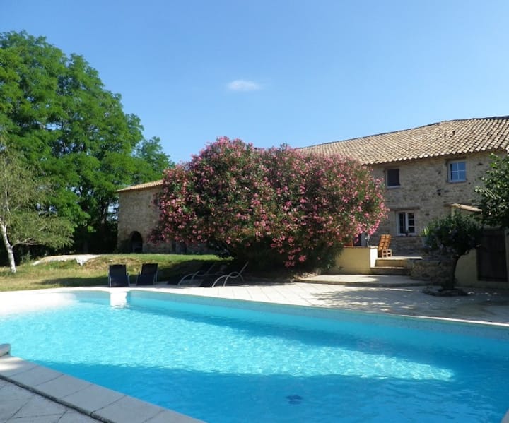 Gîte Figuier Avec Piscine Sud Ardèche 2/ 3 Pers - Pont-Saint-Esprit