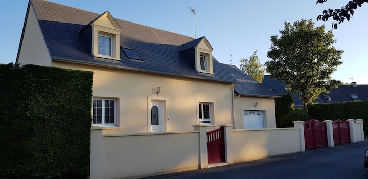 Belle Maison Climatisée à 5 Kms De La Mer - Caen