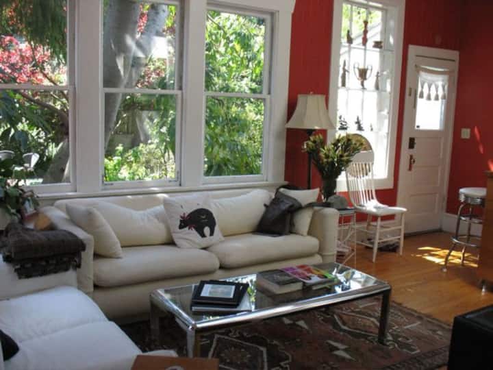 Airy Private Room In Quiet Home, Castro - San Francisco, CA