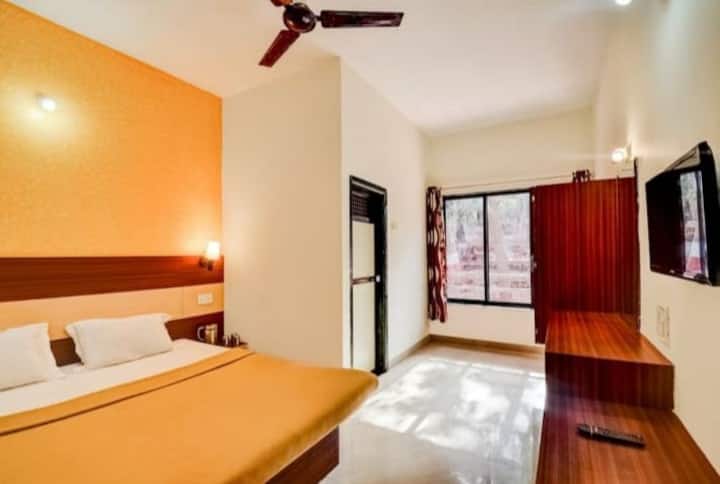 Cozy Room Near Matheran Station. - Matheran