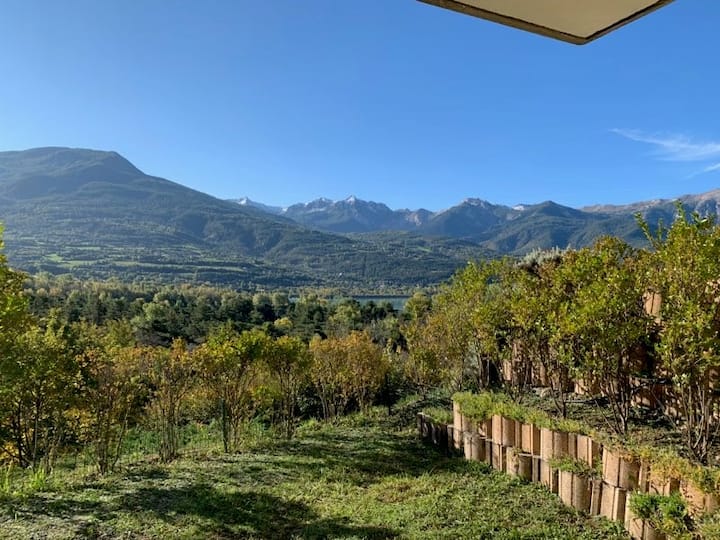 Studio  Rez-de-jardin. Vue Exceptionnelle - Embrun