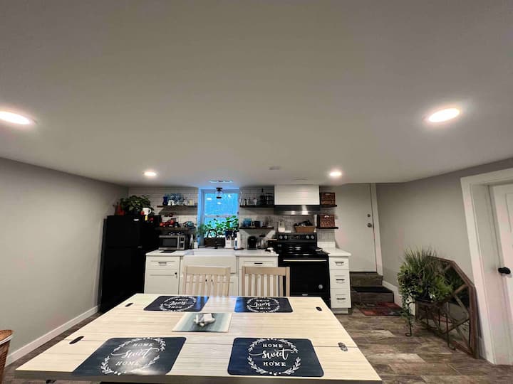 Farmstyle 2 Bedroom Apartment Near 3m Headquarters - Woodbury, MN