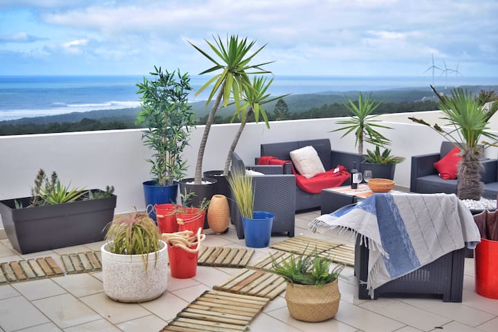 Nazare Penthouse, Huge Terrace, Ocean Views - São Martinho do Porto