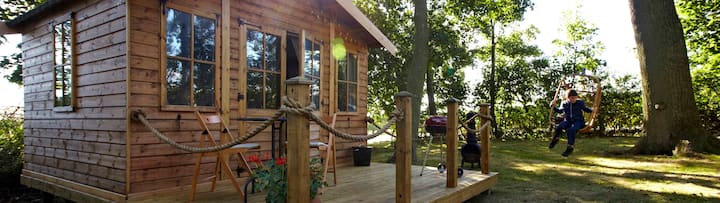 Woodland Cabin Near Filey Bay - Filey
