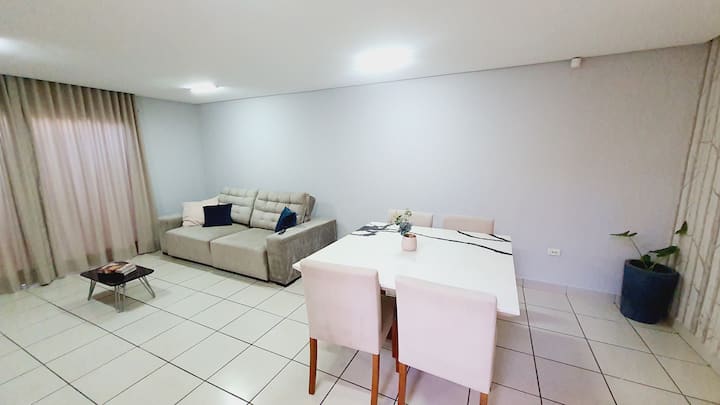 Casa Big House - Goiânia