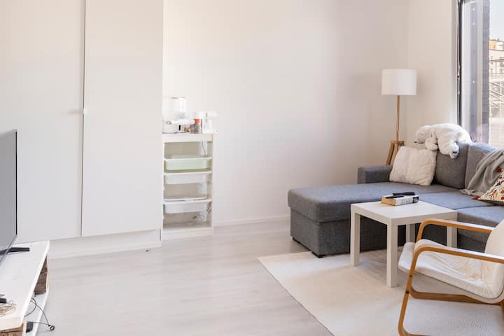 Cosy Overnight Stay Next To Airport, Private Room - Vantaa