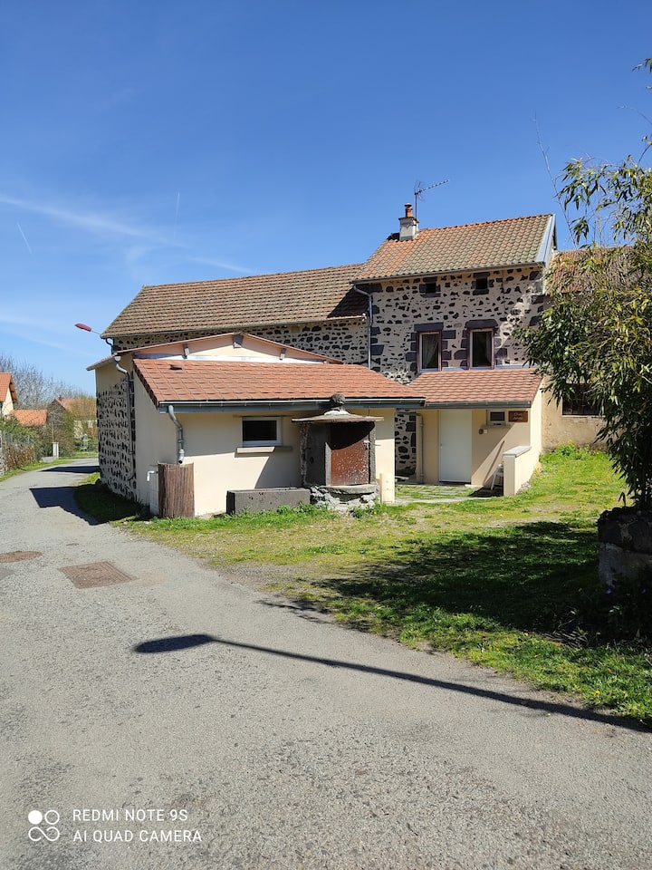 Chez Anna à 5 Mn Vulcania - Des Volcans D'auvergne - Pontgibaud