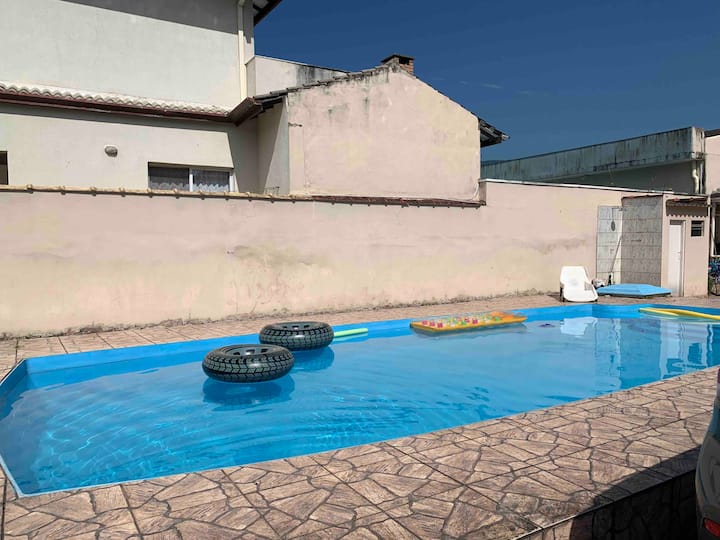 Casa Térrea Com Piscina Em Condomínio Fechado - Bertioga
