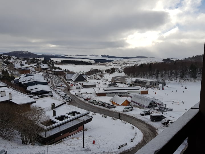 Appartement 4 Prs - Tour De La Biche Vue Montagnes - Lac de Bourdouze