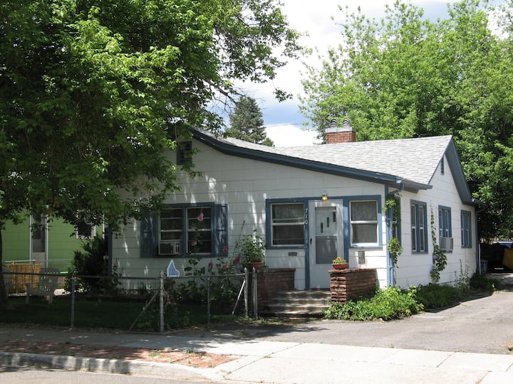 Birch Street Getaway - Flagstaff