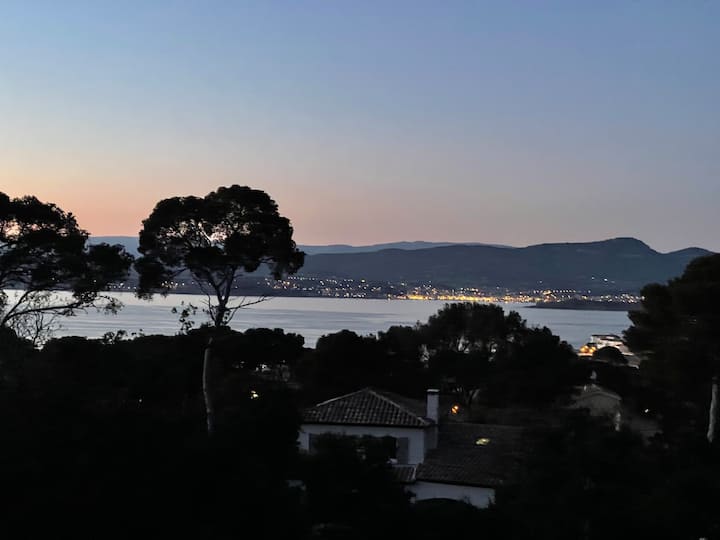 Le Brusc : Panorama Magique Et Calanques à Pied - Six-Fours-les-Plages