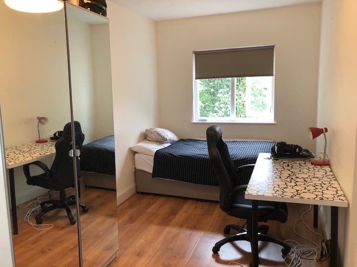 Single Room On Leeson Street Upper - Dublin