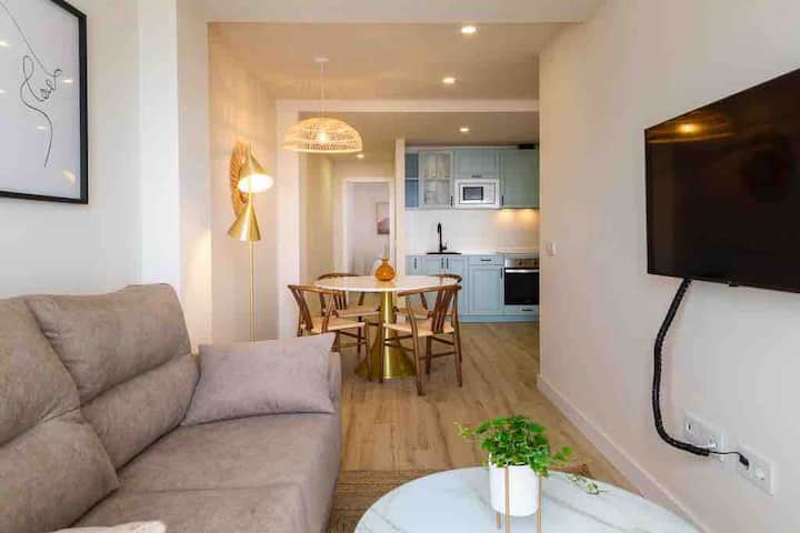 Apartamento En El Puerto De Roquetas De Mar - Roquetas de Mar