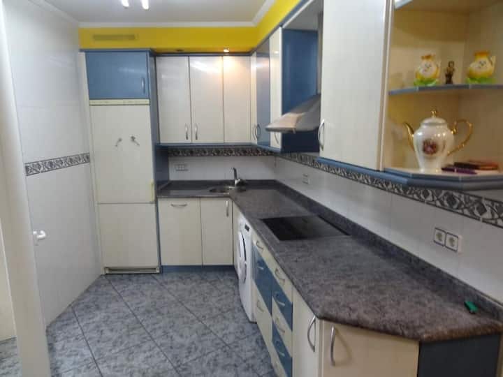 Apartamento Tranquilo En Pleno Centro - Pamplona, España