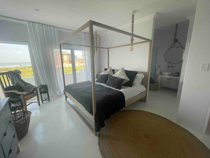 105 On The Beach, Whale Studio - Saint Helena Bay