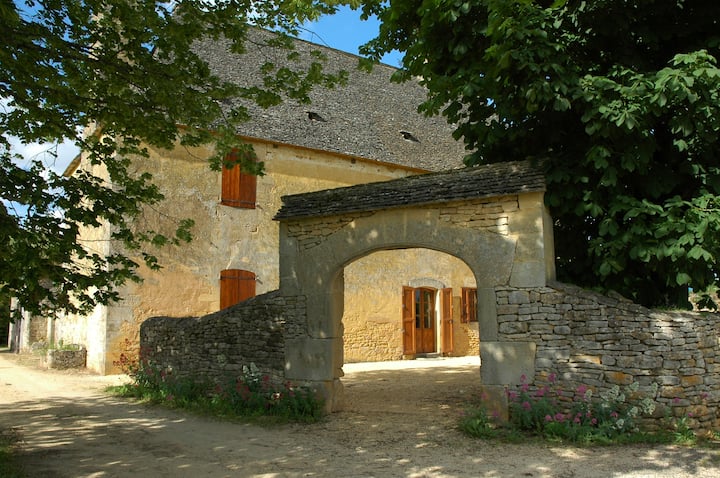Hameau Isolé à 8km De Sarlat. Piscine. - Périgord