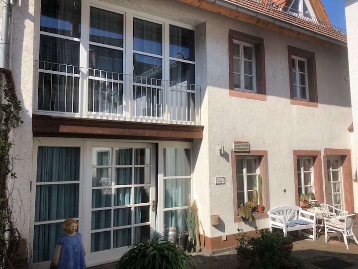 Hübsch Und Ruhig: Maisonette-wohnung Mit Terrasse - Heidelberg