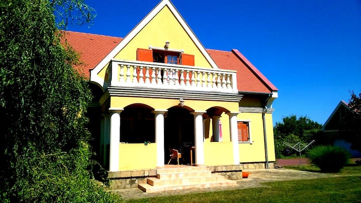Nice And Comfy Apartman At Gyenesdiás - Plattensee