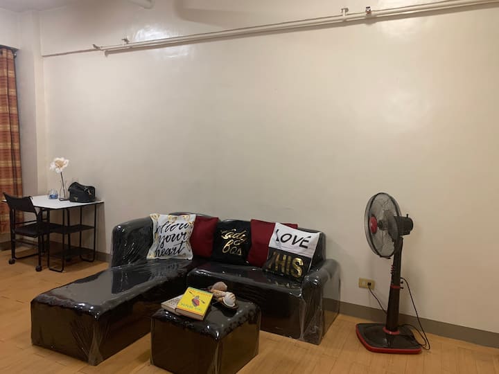 Condo With Resort Like Pool 2 - Cainta