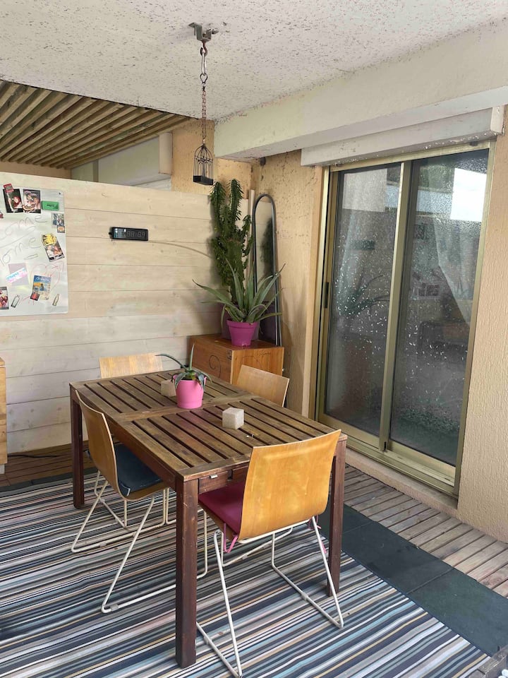 Room With Private Bathroom, Toilet And Dressing - Nice