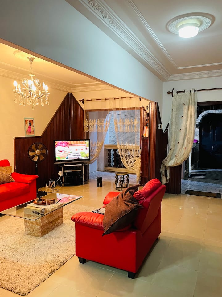 Belle Villa De 250 M2 - Douala
