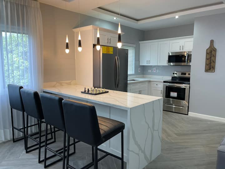 Comfort Zone Inn 🇯🇲 - Kingston