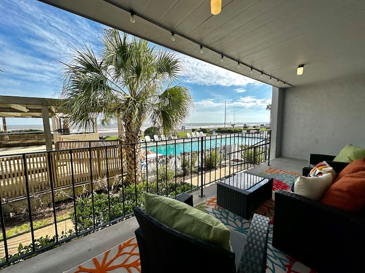 The Blue Lagoon|ocean View| Walk To Beach| Pool - Galveston, TX