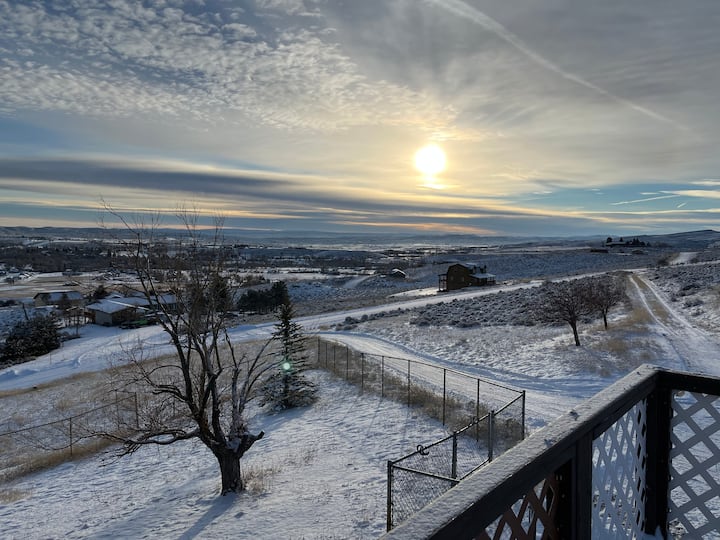 Lander - Amazing Ridge Views - Lander, WY