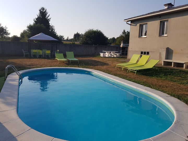 Agradable Casa Con Piscina Y Barbacoa - La Corogne