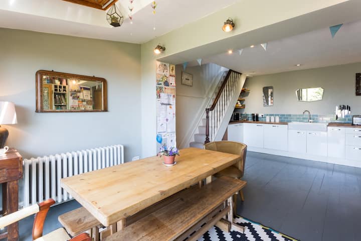 Central Elegant Victorian Home | Iconic City Views - 브리스톨