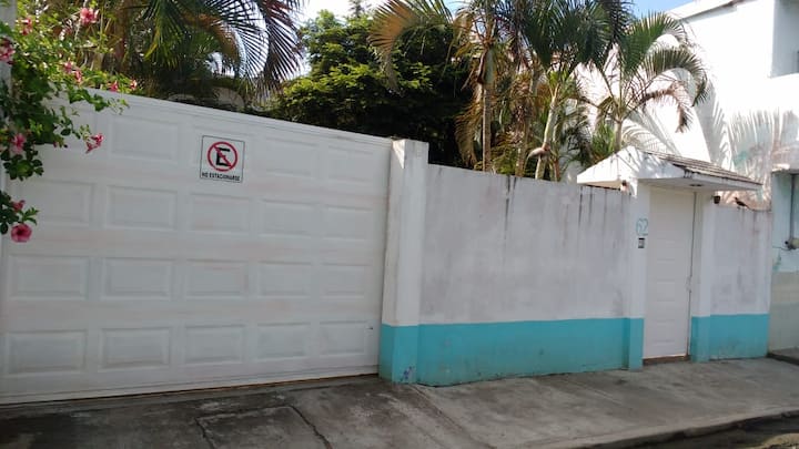 Casa Sola Familiar Con 4 Recámaras Boca Del Río - Boca del Río