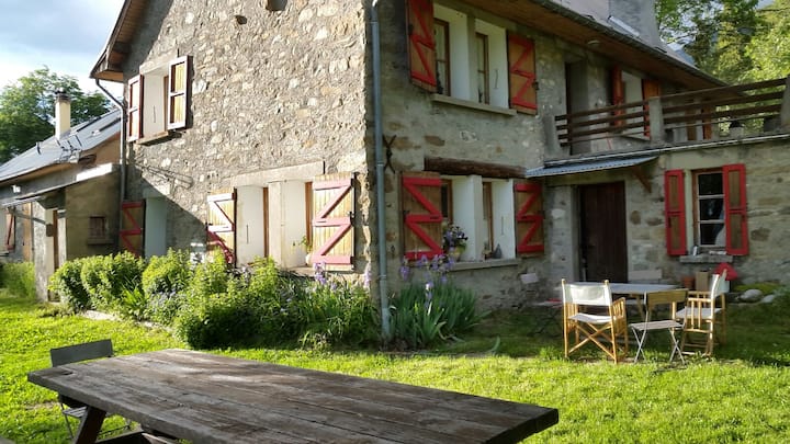 Belle Maison De Montagne - Montclar