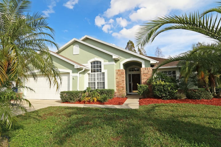 Dream Pool Home-tranquil Setting Near Theme Parks - Kissimmee, FL