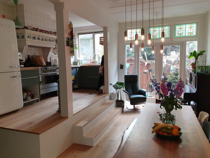 Sfeervolle Woning Uit 1920 Met Tuin In Het Centrum - Rotterdam