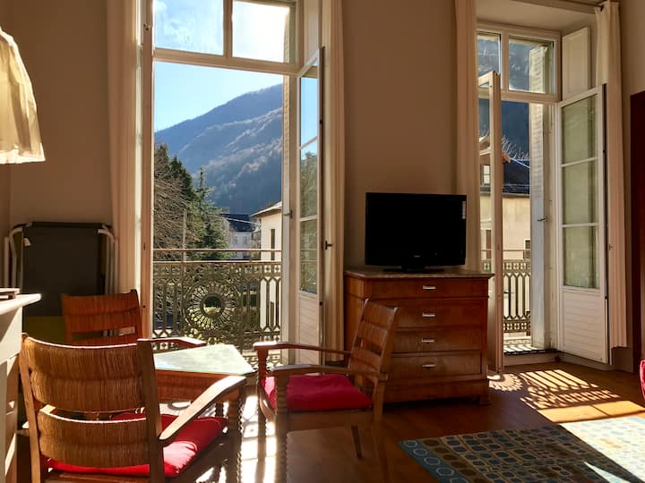 Appartement T2, Plein Centre Luchon, Vue Montagne - Bagnères-de-Luchon