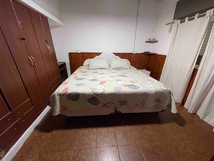 Casa Céntrica | Cama King | Económica - Gualeguaychú