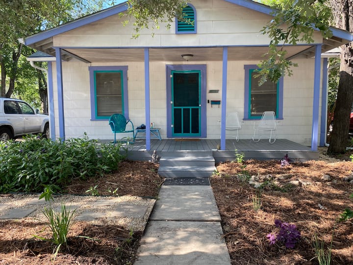 Beautiful Home Near Ft Sam, Downtown, Southtown - San Antonio, TX