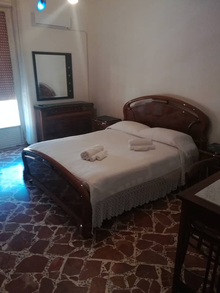 Camara New Rent Room Joe - Floridia
