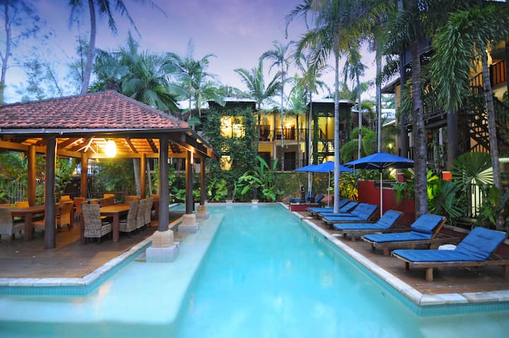 Heavenly Hibiscus 28 - Walk To Town, Beach, Marina - Port Douglas