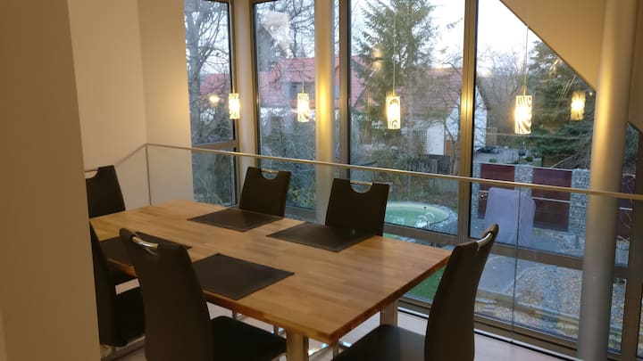 Privatzimmer Obergeschoss In Nähe Hannover / Messe - Giesen