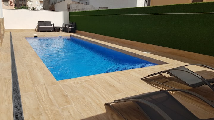 New Apartment With A Sunny Balcony, 1 Km To Beach - Torrevieja