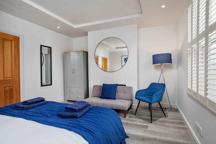 Spacious, High Spec & Modern - Sheffield