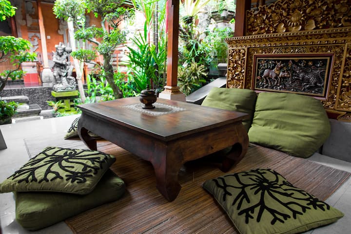 Classic Apartments For Family In Ubud Heart - Bali