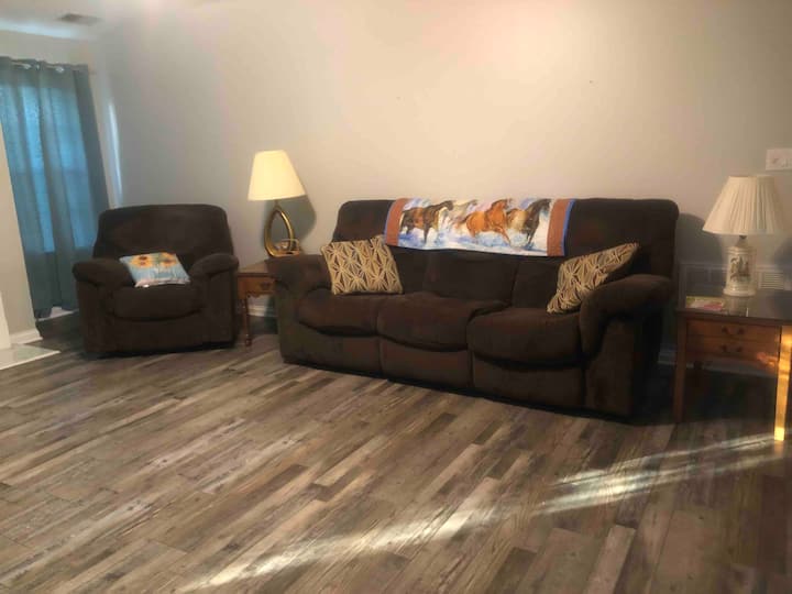 Cozy Ranch In Masterson Park, 3br, 2ba - Lexington, KY