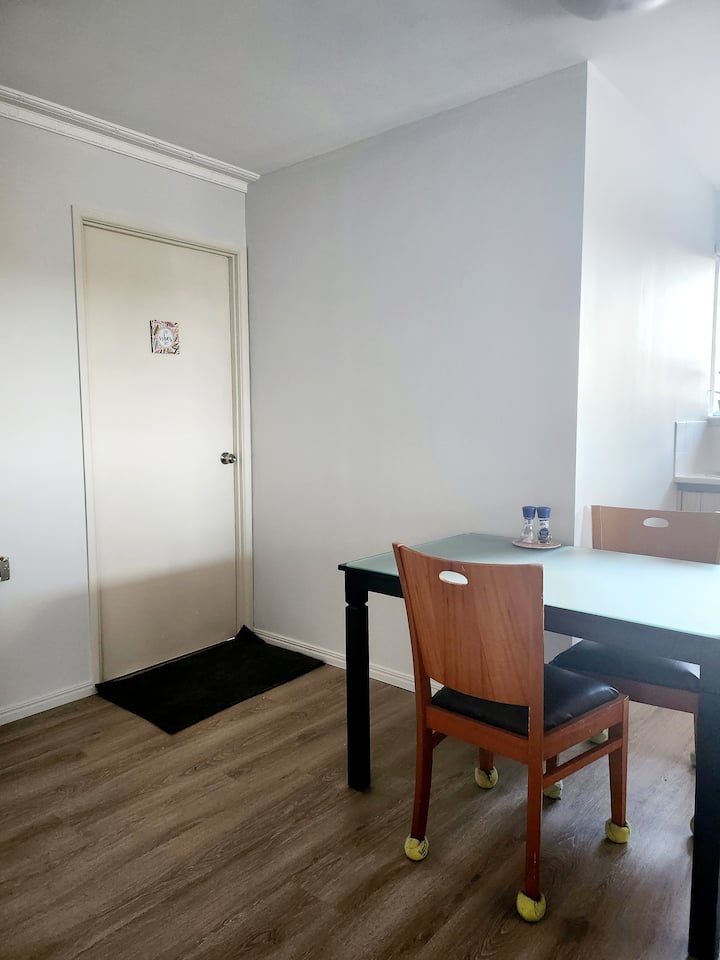 *Budget Ensuite Room (Inner City) - Brisbane