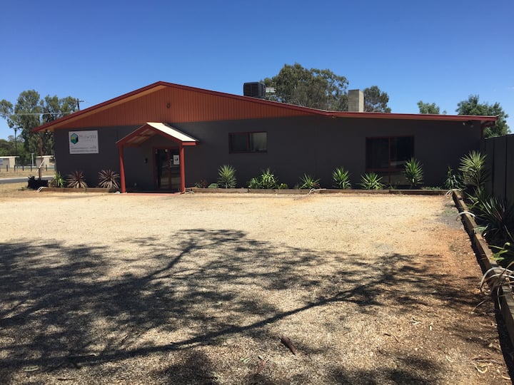Huge 7 Bedroom Lodge, Bbq Area, Air Con, Near Lake - Yarrawonga