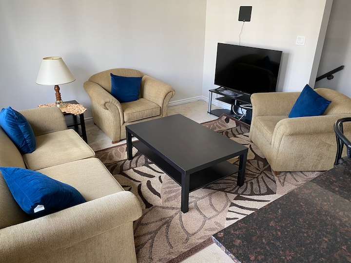 Townhouse-brittanic Rd Kanata 31-day Min Booking - Kanata