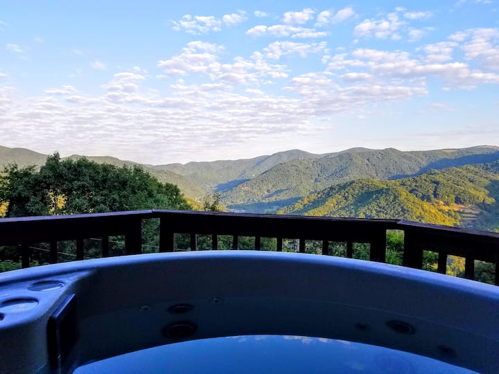 Slice Of Heaven-cabin With Stunning Views, Hot Tub - Maggie Valley, NC