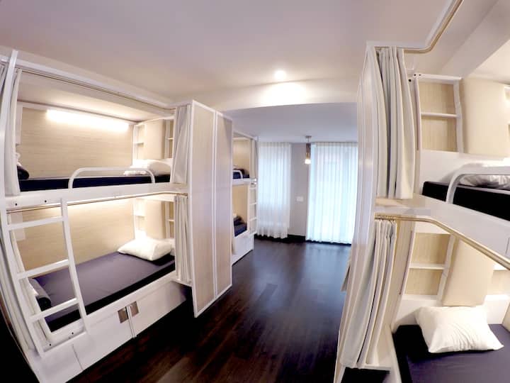 M-montreal: 1 Bed In A 12 Bed Female Only Dorm - Montréal